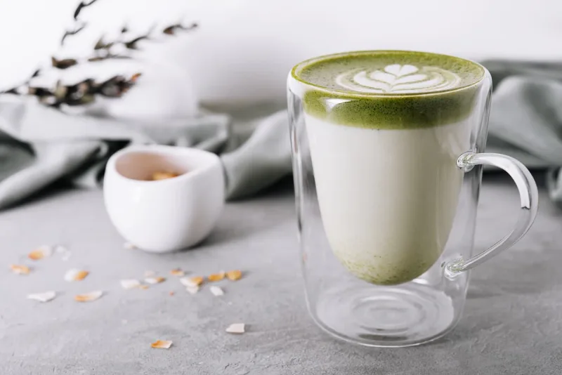 Matcha Latte – schnell, warm, cremig | Manatee